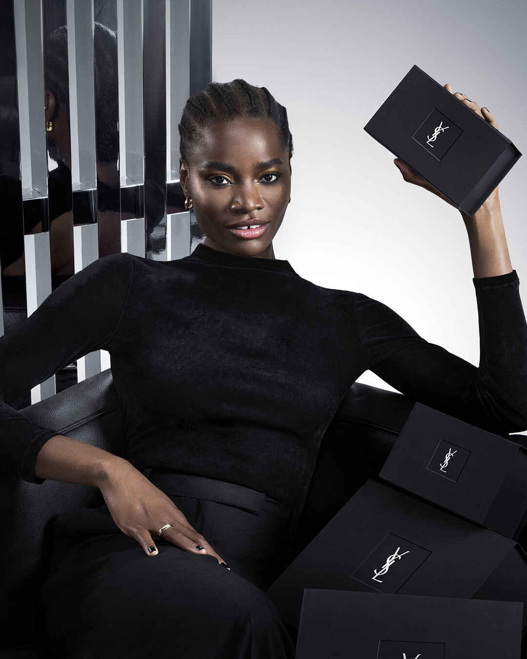 JOIN YSL BEAUTY CLUB & UNLOCK ACCESS TO ULTIMATE MEMBERS